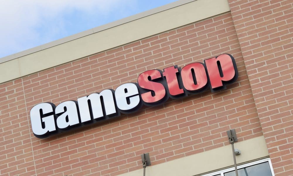 GameStop Pivots Back to Brick-and-Mortar – Visual Merchandising and ...