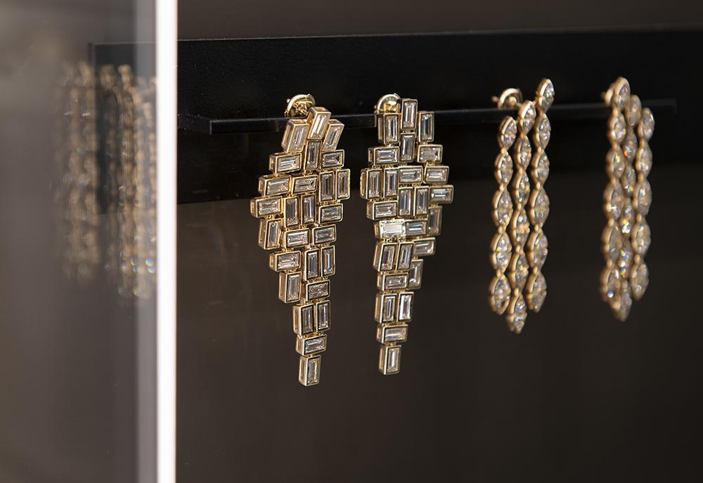 These 3 Retail Designs Use Lighting to Captivate Customers – Visual ...