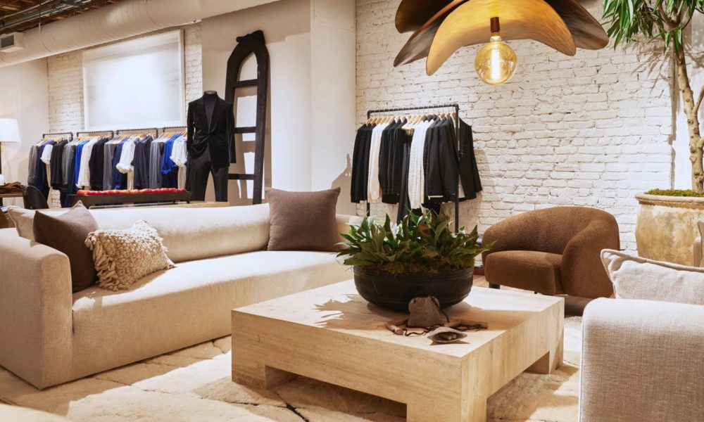 Banana Republic Opens New San Francisco Flagship – Visual Merchandising ...