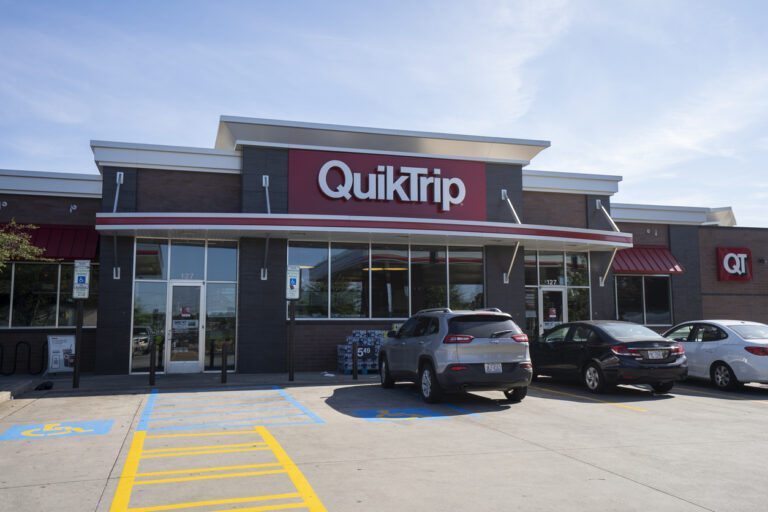 QuikTrip Testing Anti-Loitering Ground Mats – Visual Merchandising and ...