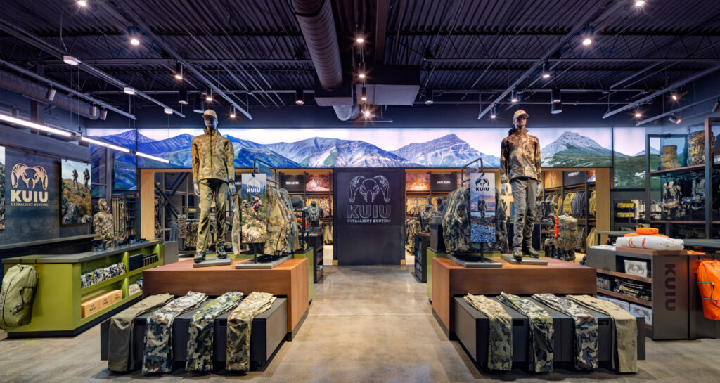 Portfolio: Kuiu, Dallas – Visual Merchandising and Store Design