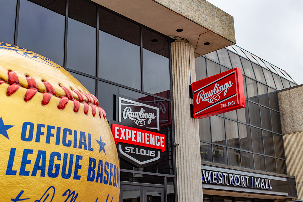 The Rawlings Experience, St. Louis – Visual Merchandising and Store Design
