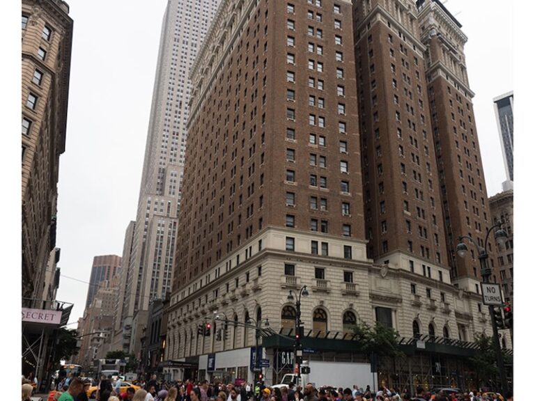 TJ Maxx Heads to NY’s Herald Square – Visual Merchandising and Store Design